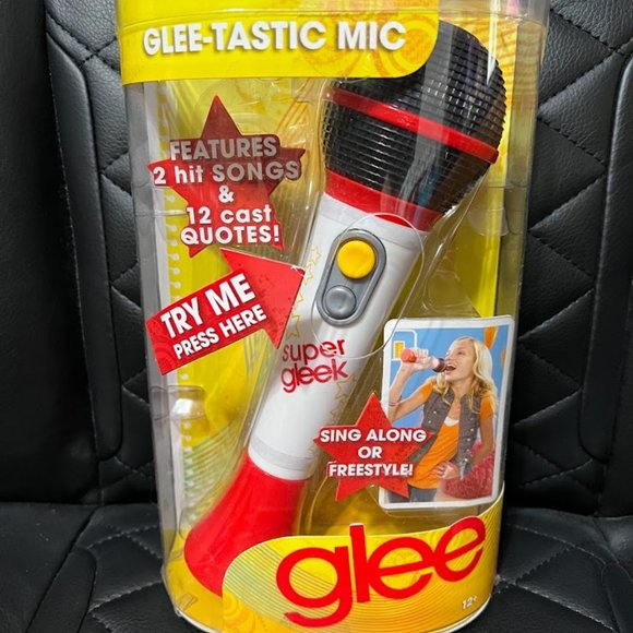 Mattel | Toys | Mattel 20 Glee Musical Gleetastic Sing Along Microphone ...